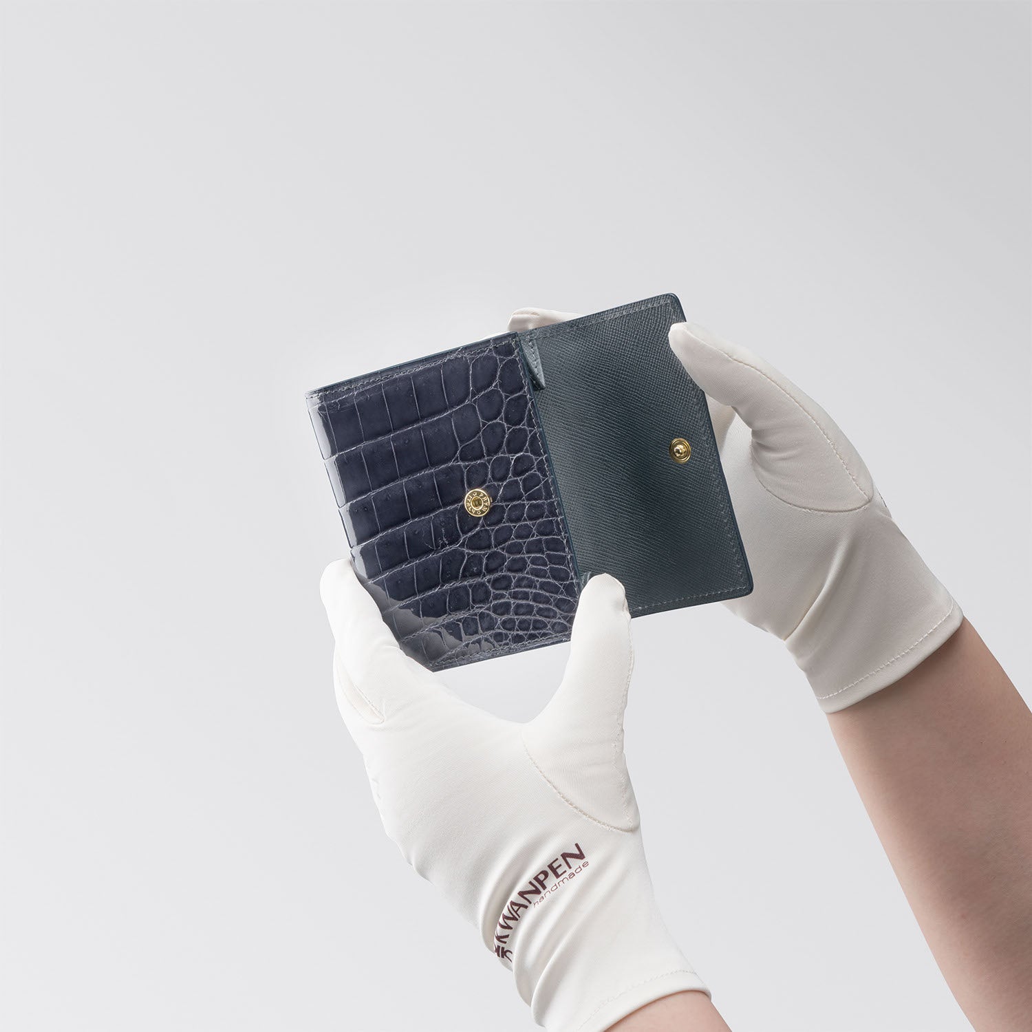 COMPACT SHORT WALLET | KWANPEN